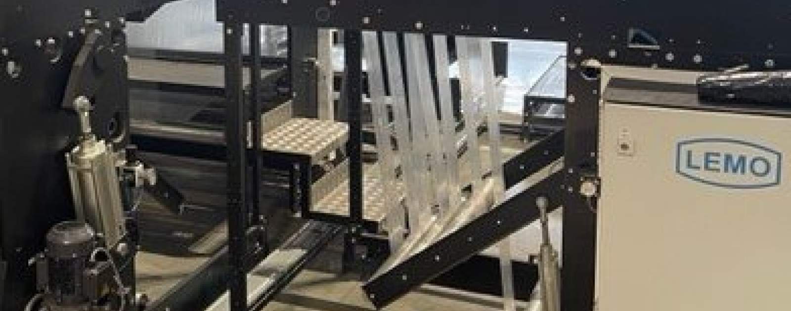 Used Lemo Intermat wicket bagmaking machine for sale B23006