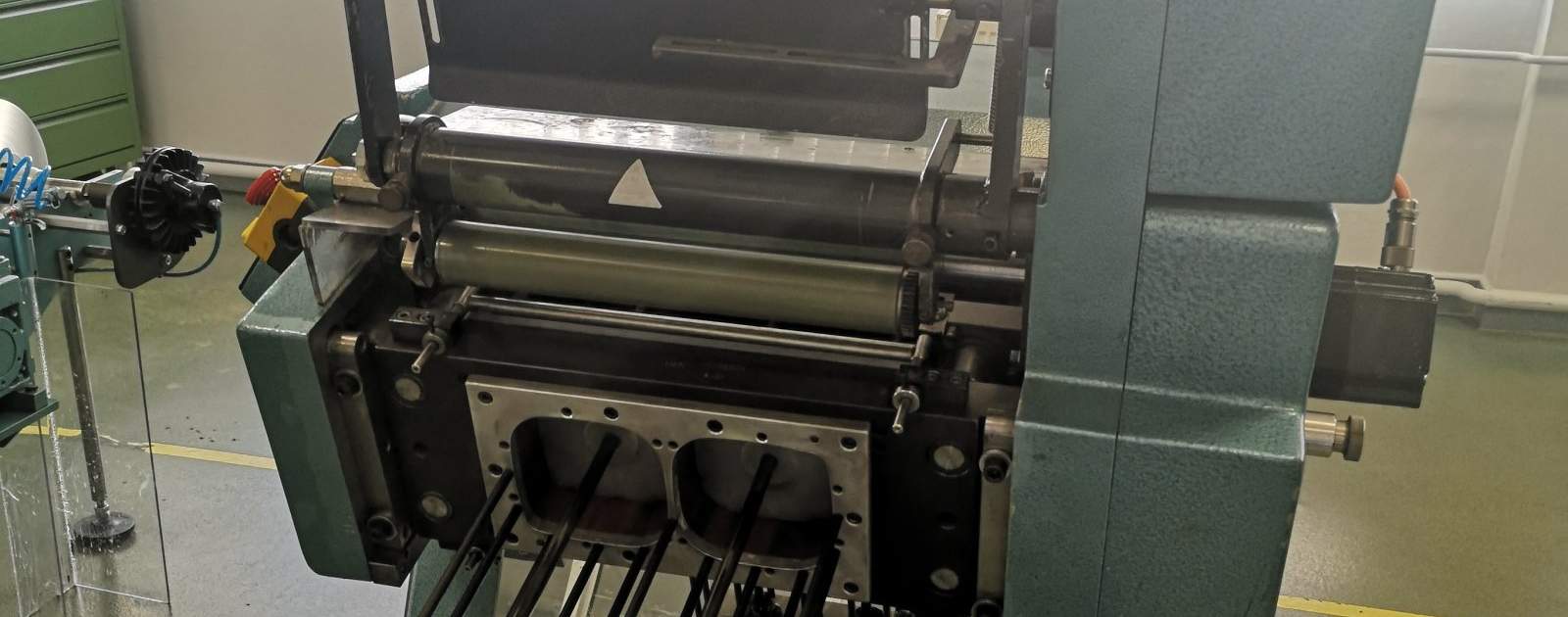 Used Remele Deckel Master 320 punching machine for sale O21009